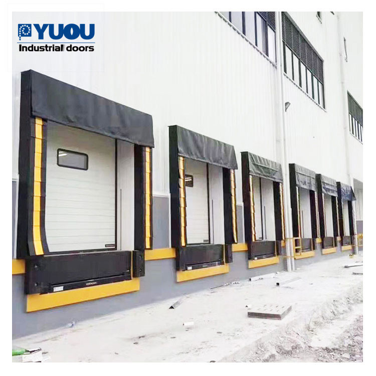 0.8mm Fabric Loading Dock Shelters Foam Seal IP54 220V For Logistics ...